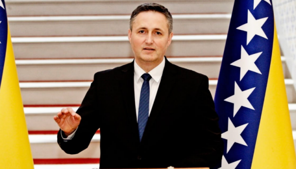 Denis Bećirović: Schmidt je svojom odlukom obesmislio temelj ...